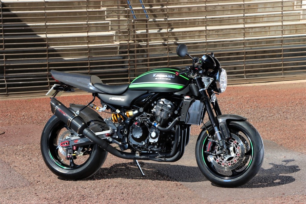 kawasaki `23 Z900RS・Z900RSCAFE 型式:8BL車用『チタンブラックラインマフラー』発売！ – バイク マフラー バックステップのストライカー